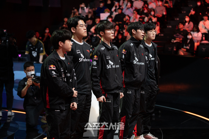 ‘LCK 4연속 결승진출’ T1, 새 역사 또 썼다[SS포커스]