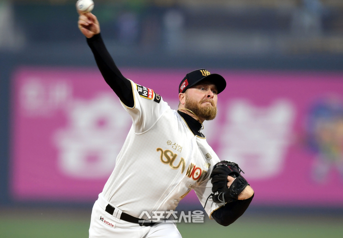 KBO 데뷔전 ‘7이닝 1실점’, KT 슐서 원투펀치 기대감 높였다[SS시선집중]