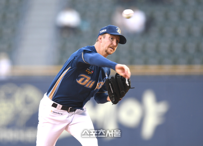 [포토] 페디 '팀 4연승을 위하여'