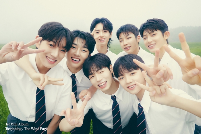 ‘최연소 보이그룹’ 더윈드, 청량 그 이상! 완전체 이미지 공개