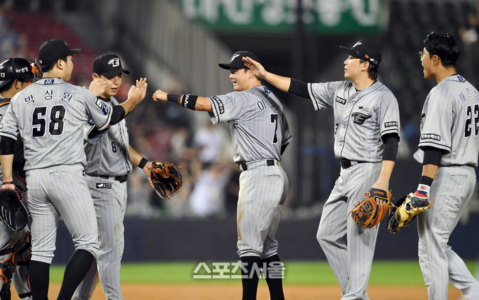 [포토]LG에 1점 차 짜릿한 승리 거두는 한화