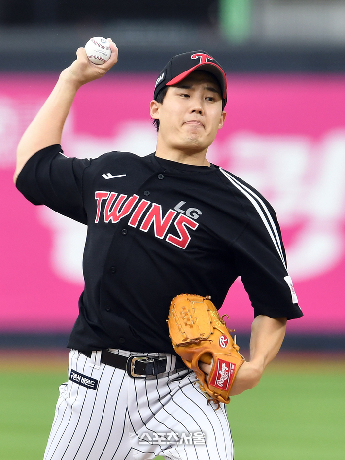 [포토]KT전 선발 등판한 LG 임찬규