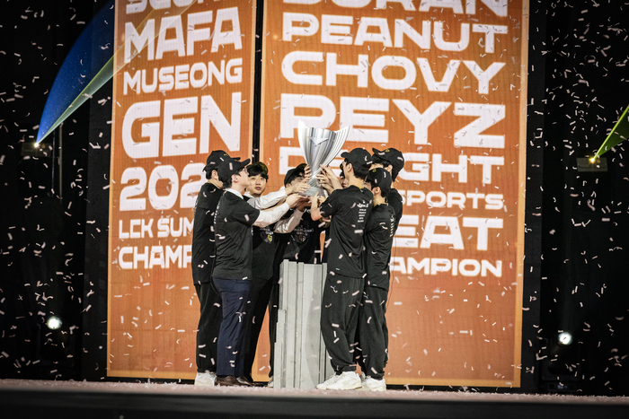 두 돌 맞은 LCK ‘팬 페스타’ 2.2만명 즐겼다…운영관리·보안검색 만족도 UP[SS시선집중]