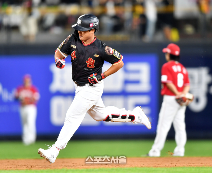 타선폭발+강백호 그랜드슬램 ‘마침표’ KT, SSG에 16-7 승리[SS수원in]