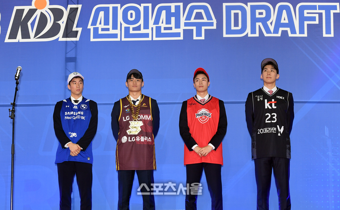 [포토]2023 KBL 신인선수 드래프트, 영광의 지명 선수들
