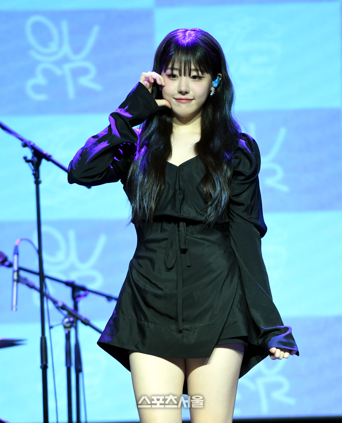 [포토] QWER 히나 '사랑해요'