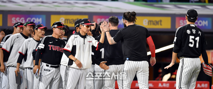 “늘 상상해온 무대” 누구보다 KS 강조해온 LG 에이스, 우승 앞에서는 롤렉스 중요하지 않다[SS인터뷰]