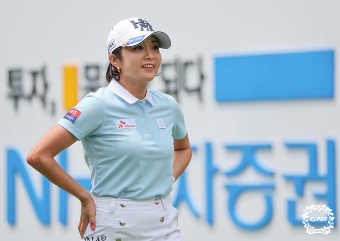 우리가 사랑했던 ‘스마일퀸’ 이보미 KLPGA투어 복귀…‘남달라’ 박성현 LPGA투어 재기 신호탄 춘천서 쏜다