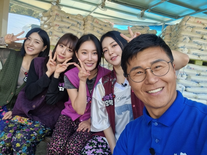 3년 공들인 보람...브브걸, 마침내 이정용의 ‘오만보기’ 나왔다