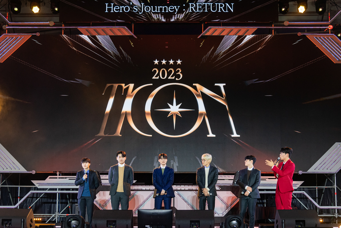 피아노맨 ‘페이커’, 듀엣 ‘제우스’·‘케리아’ 팬 소통도 월드클래스 T1…5000여명 팬 하나된 ‘T1 CON’ [SS 현장속으로]