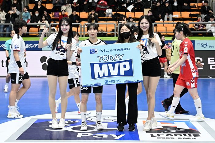 “여자 핸드볼, 파리올림픽에서 확실한 플레이 보여드리겠다” 세 시즌 리그 MVP, SK 강경민 포부 [SS인터뷰]