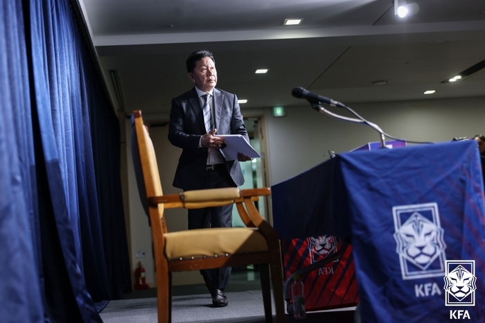 벌써 여론 끌려다니는 KFA 전력강화위…감독만 죄인 만들고 있다 [SS포커스]