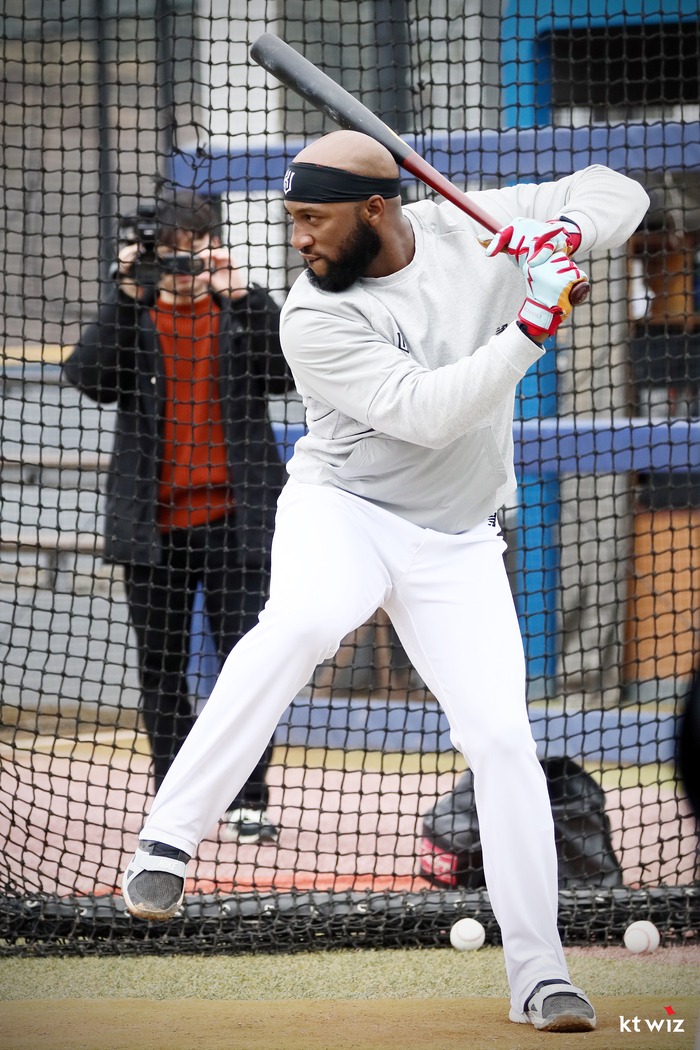 돌아온 MVP KT 로하스가 꼽은 가장 까다로웠던 투수는? “KIA 박준표” [SS시선집중]