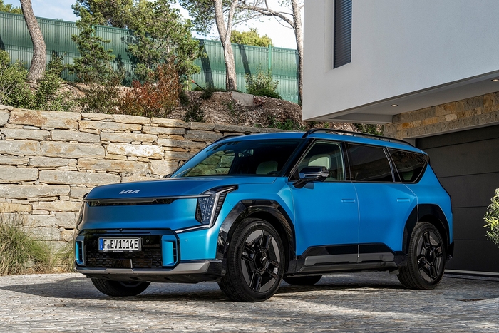 EV9에 대한 유럽의 평가, 오토카 “랜드로버 디펜더와 아우디 Q8이트론 보다 더 높은 점수”