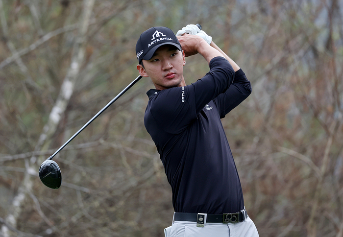 ‘KPGA 축제 시작’ 윤상필, 개막전 프로미오픈 1R 10언더파 단독 1위 [SS춘천in]