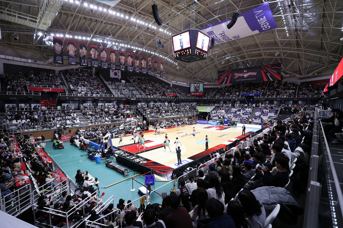 KT vs KCC, 챔프전 흥행몰이 1차전 이어 2차전도 매진 [SS현장]