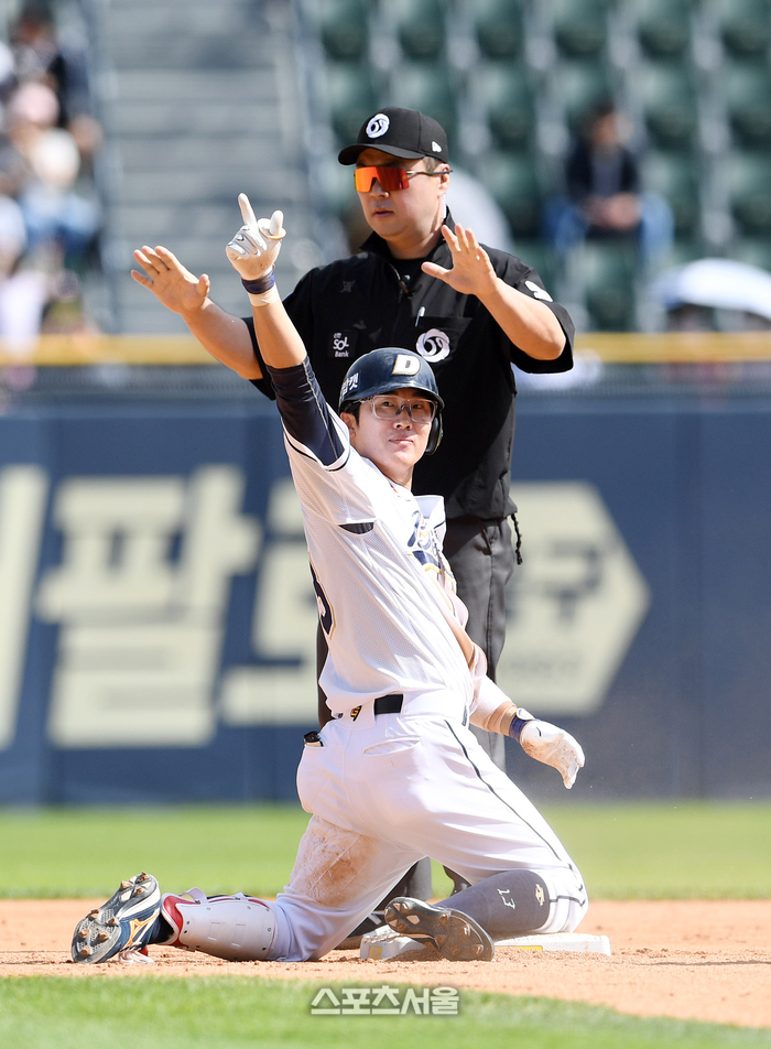 두산, ‘벤자민 조기강판’ KT 누르고 DH 1차전 승리…7연승 질주 [SS잠실in]