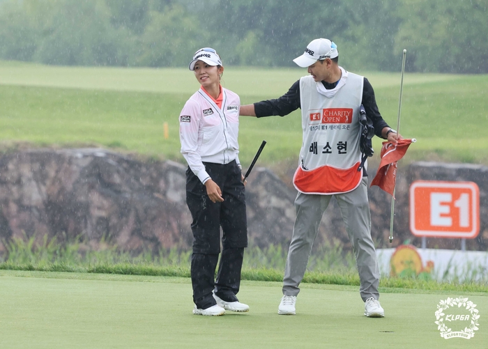 ‘153전 154기’ 도전→KLPGA 배소현, E1 채리티오픈서 ‘생애 첫 우승’을 품다