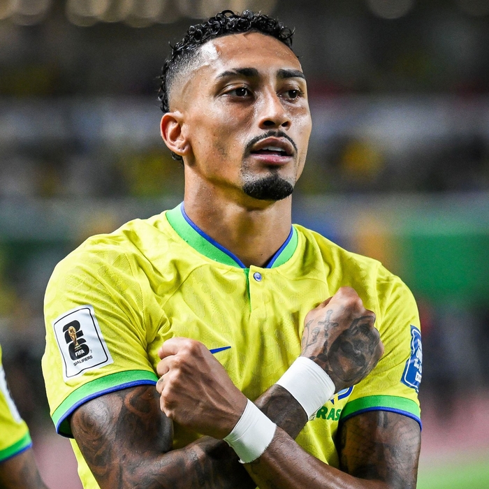 “최악의 팀” 브라질 비판한 호나우지뉴…반문한 하피냐 “며칠 전에 비니시우스에게 표 달라고 했다던데?”