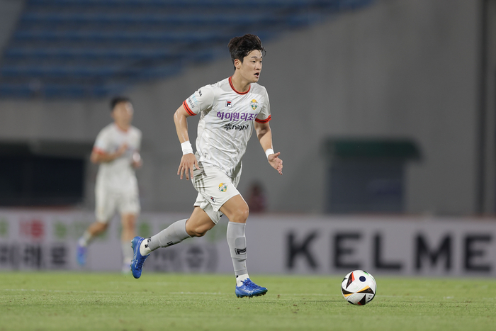 강원 이상헌, K리그1 26R MVP…K리그2는 수원 김지호