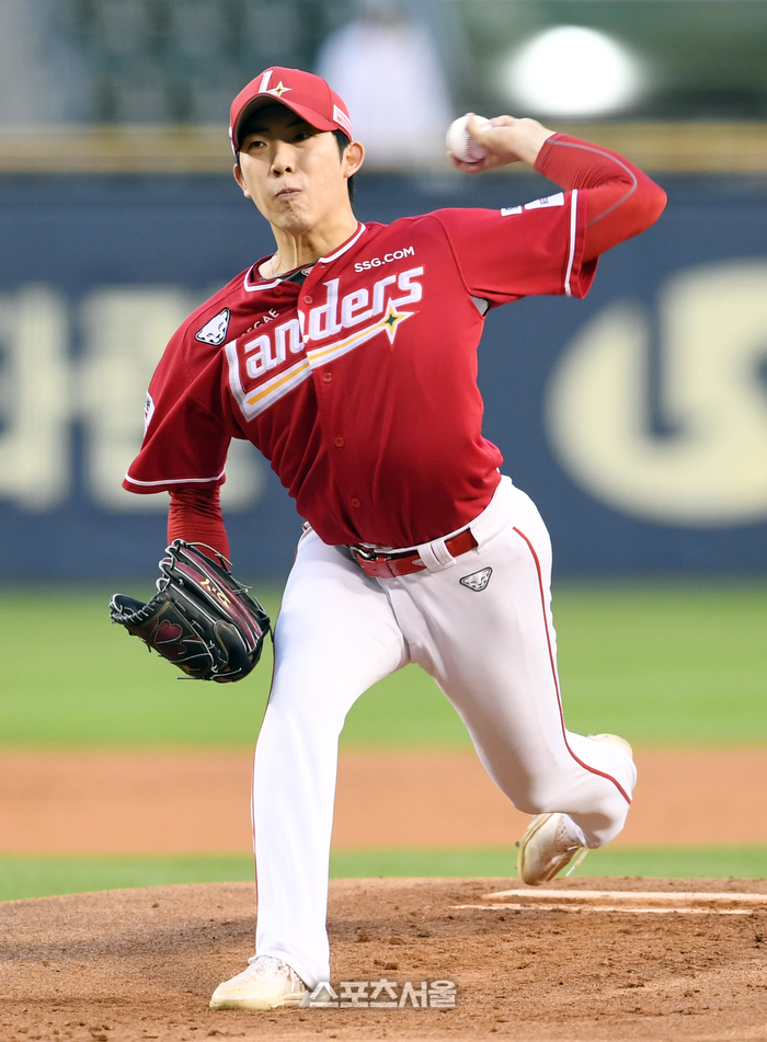 [포토]역투하는 SSG 오원석
