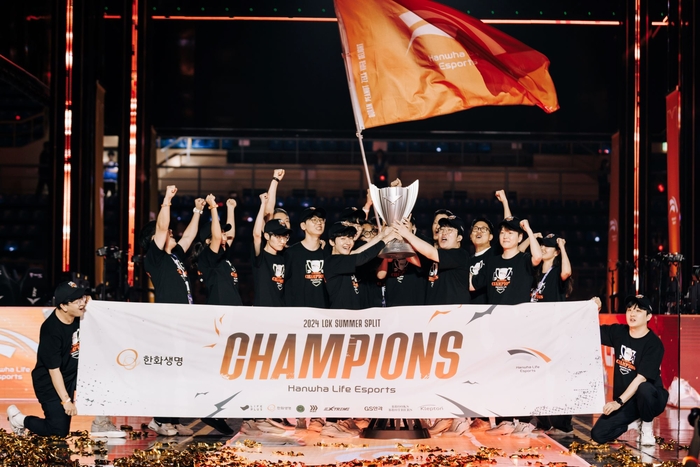 “LCK 시간이다” 한화생명·젠지·DK·T1, 롤드컵 격전지 ‘유럽’서 승리 깃발 꽂는다 [SS시선집중]