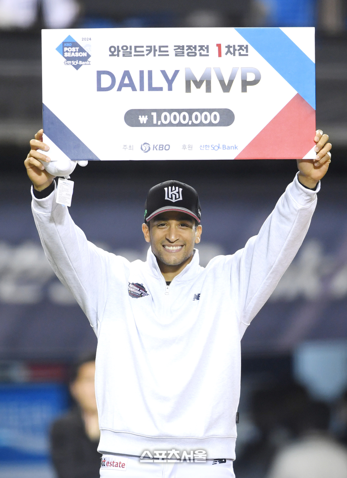 ‘MVP’ 쿠에바스가 다짐한 AGAIN 2021, “KS까지 던지고 싶다” [WC1]