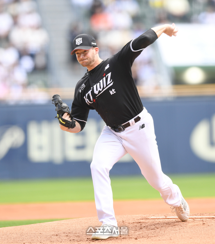 KT 벤자민 vs LG 최원태, 준PO3 승리→100% PO 진출 ‘필승’ 무게감 이겨낼 영웅 누가 될까 [준PO3]