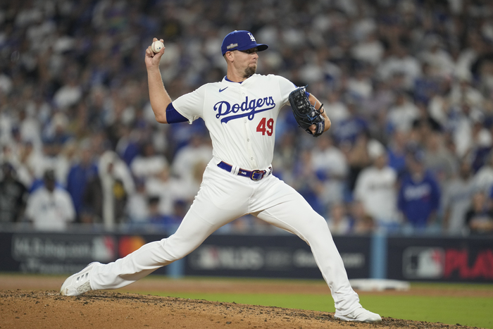 오타니 첫 ‘가을야구’ 잇는다! 다저스, 라이벌 샌디에이고 꺾고 NLCS 진출…메츠와 ‘우승’ 맞대결