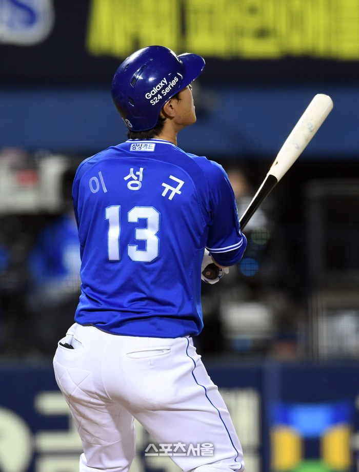 ‘이성규 2번-김헌곤 5번’ 삼성, 라인업 ‘확’ 바꿨다…LG는 3차전과 똑같이 [PO4]