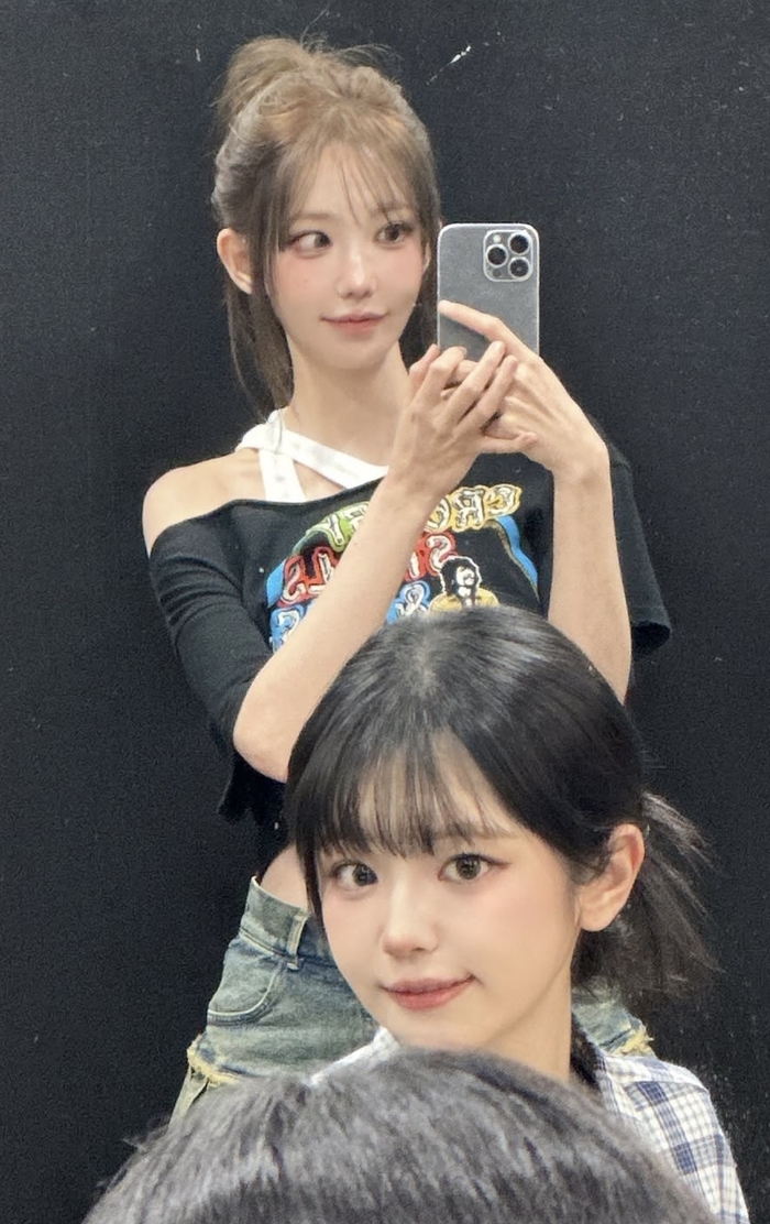 QWER 마젠타, 첫 음악방송 데뷔에 “엄청 떨었어요!”