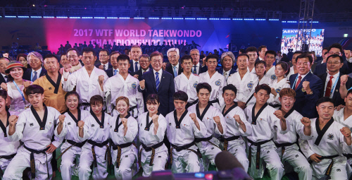 [2018평창]WT-ITF 평창올림픽 합동공연…시범단원 경의선 육로로 방남