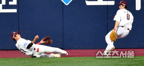 이정후의 강렬한 첫 PS, KBO 가을전설 돌아보기