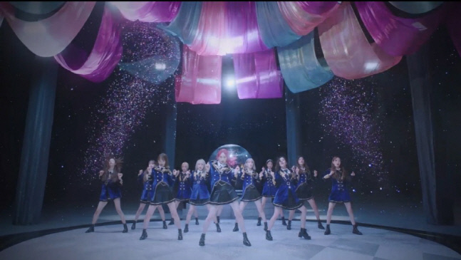 아이즈원, 신곡 'D-D-DANCE' 뮤비 퍼포먼스 티저 공개