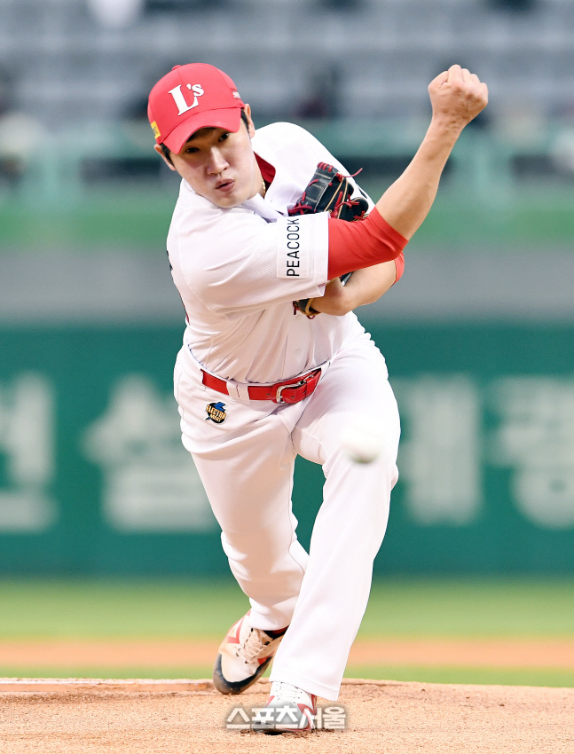 SSG 박종훈, KT전 7이닝 8K 2실점 호투...시즌 세번째 QS[SS현장]