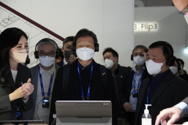 SK텔레콤 유영상 대표 'MWC22'서 5G 청사진 밝혀