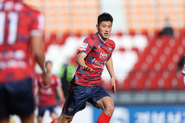 '멀티골+득점 1위' 조규성, K리그1 4R MVP 선정...2부는 에르난데스