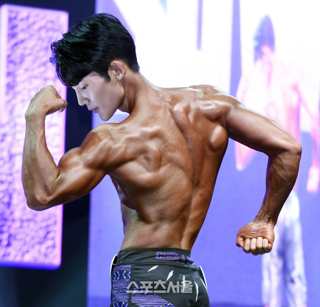 다비드를 연상시키는 정유승, 미켈란젤로 사랑할 것 같은 조각미남! [포토]