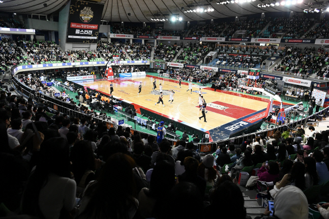 KBL 2022 신인 드래프트 1차 공시 명단 발표…얼리 엔트리 역대 최다 10명