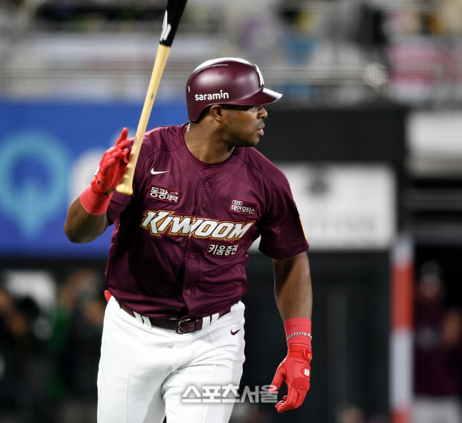 '결승포+4타점=MVP' 푸이그, 방망이로 키움 깨웠다...'특타 효과' 제대로 [준PO3 스타]