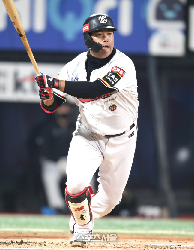 “PS? 압박감보다 재밌다” 한층 더 성숙 KT 간판 강백호의 책임감[준PO4 인터뷰]