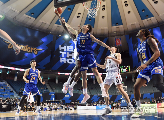 '데릭슨 27점-이정현 14점' 삼성, KT에 짜릿한 역전승...KT전 7연패 끝 [SS 잠실in]