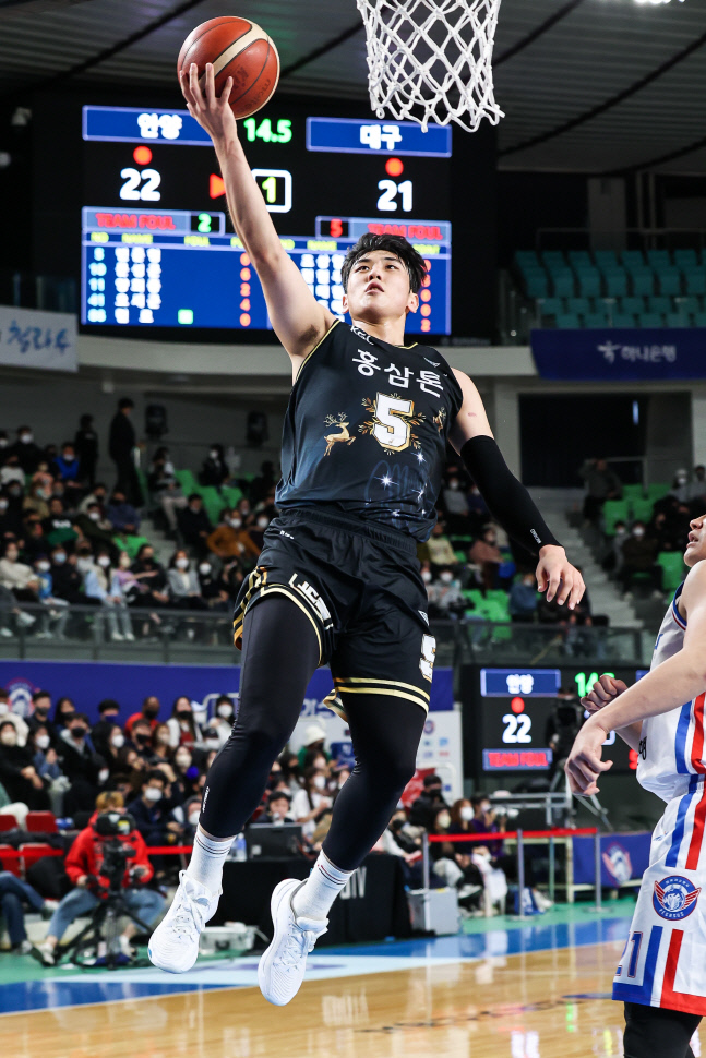 KGC '돌격대장' 변준형, KBL 2R MVP 선정...개인 두 번째 수상 [공식발표]