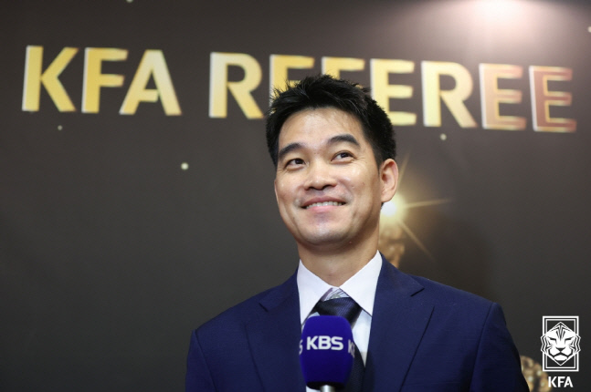 KFA는 '트리오' 배출 목표…김종혁·김경민 심판 "우리도 월드컵 꿈꾸죠"[SS현장]