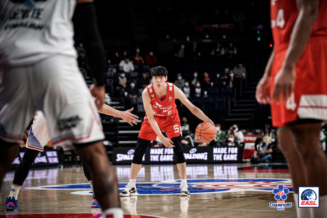 '작년 챔프전 복수·25만 달러 획득' KGC, SK 꺾고 동아시아 최강 군림[EASL]